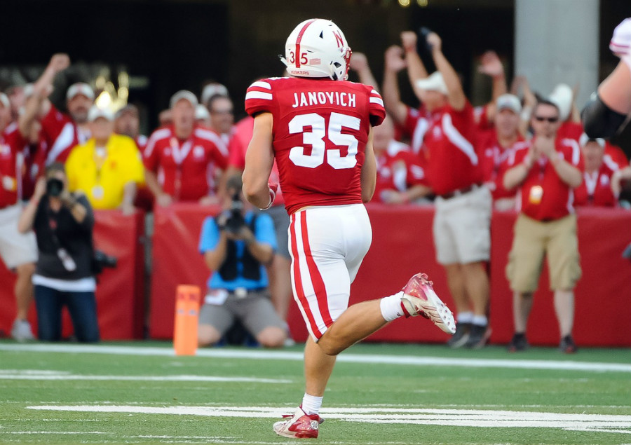 Five things you need to know about the Broncos new fullback, Andy ...