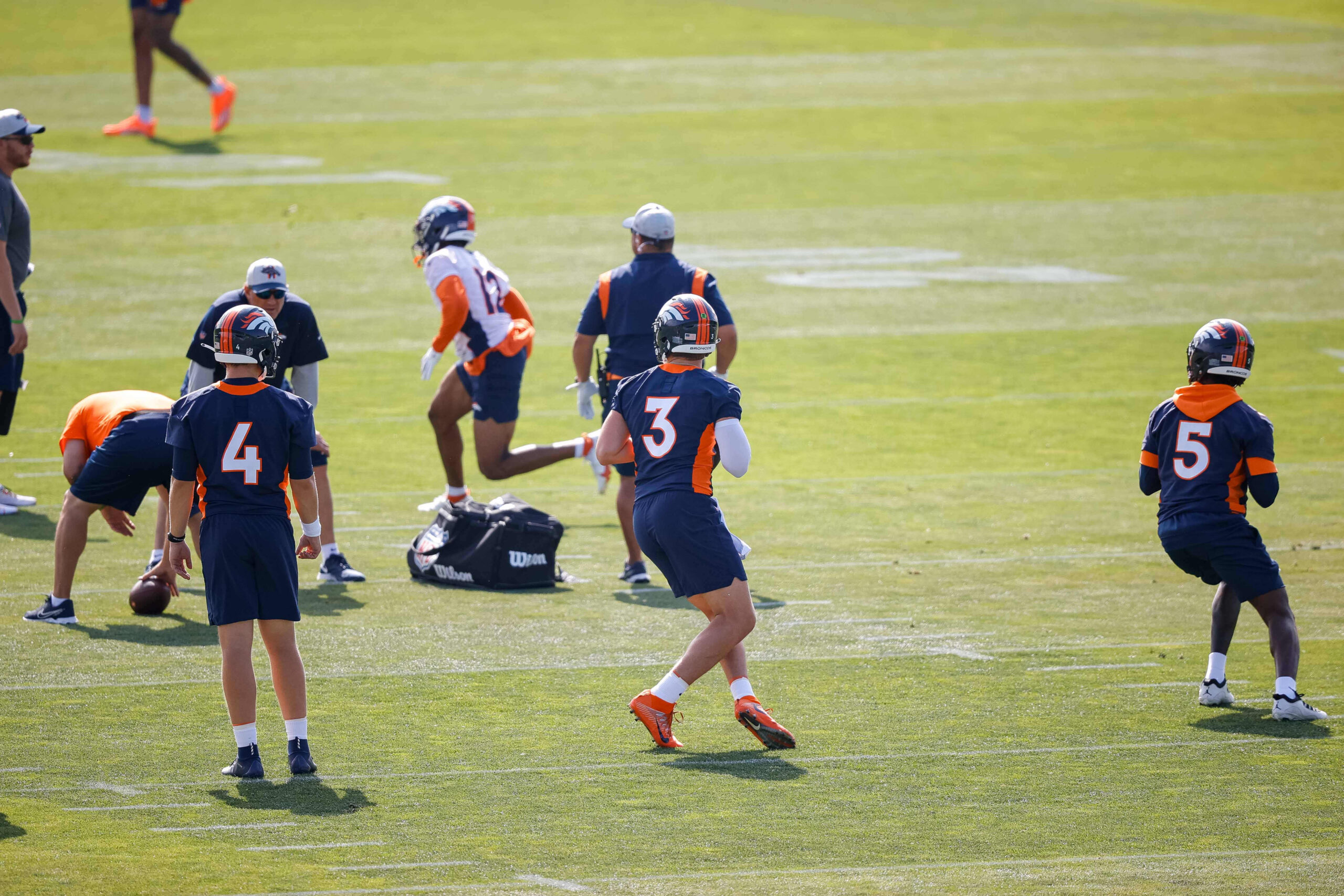 Broncos offense holding their own against touted defense - Mile High Sports