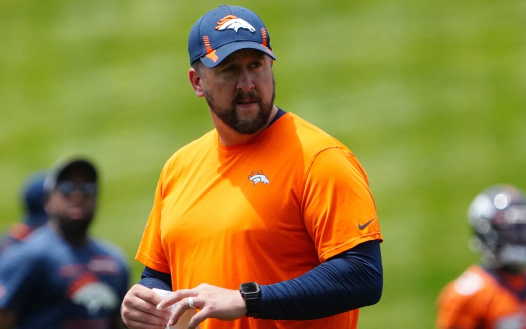 Broncos OC Justin Outten explains some of Denver's new offense - Mile ...