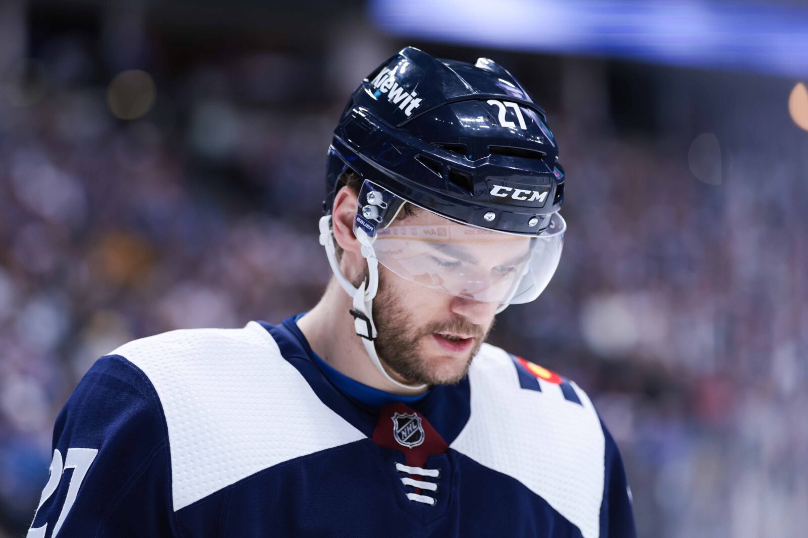 Jonathan Drouin re-signs with Avalanche for one year, $2.5 million ...