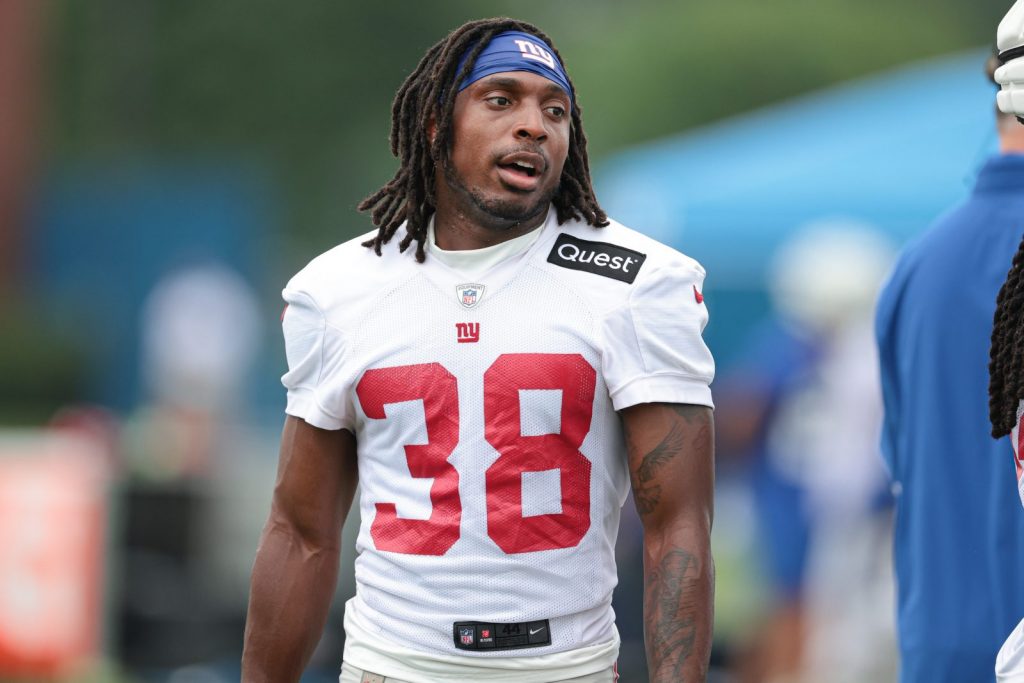 Denver Broncos claim former Giants DB Kaleb Hayes - Mile High Sports